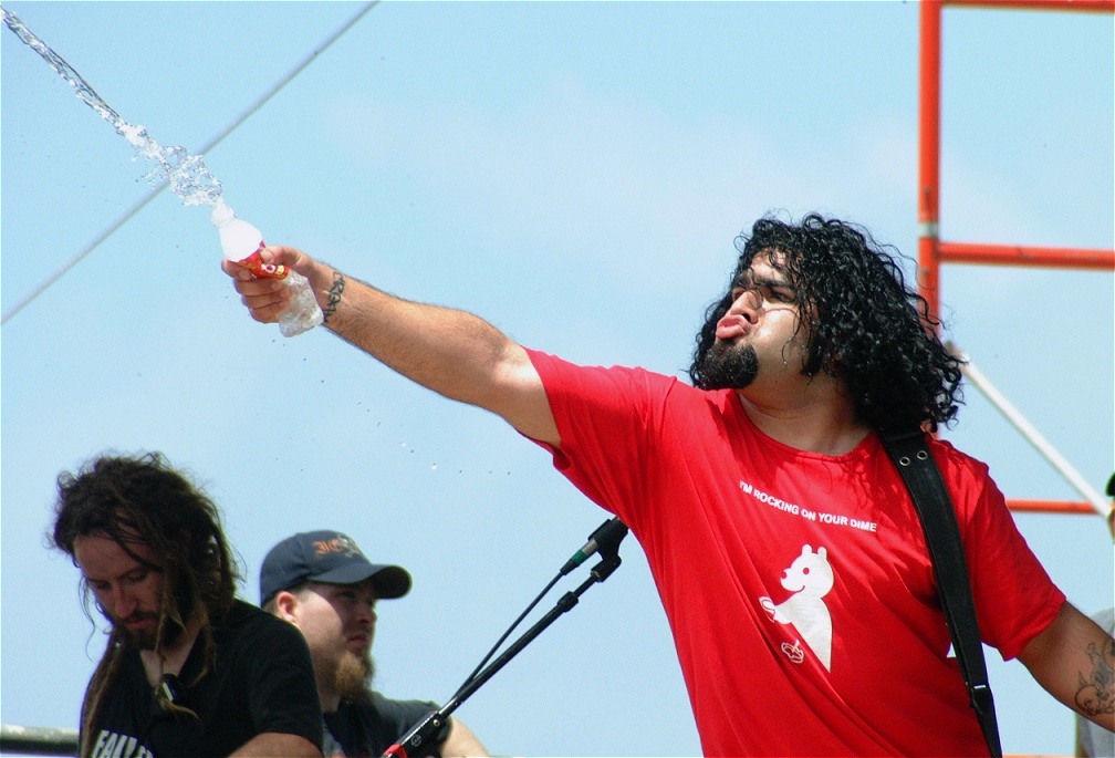 C-101 C-Sculptures 2003 - smile empty soul